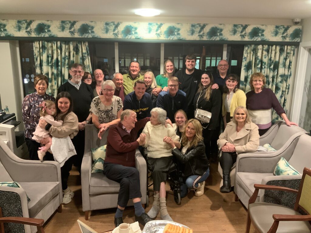 Celebrating their 60th wedding anniversary – Robin & Brenda Baynes ...